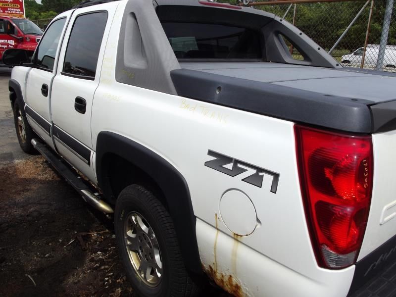 2004 Chevy Truck Avalanche 1500 Rear Bumper Assembly-Stock# 170305